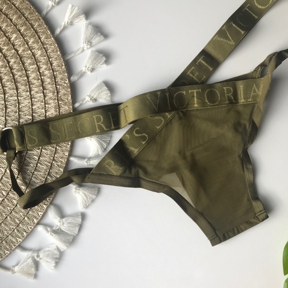 Victoria's Secret | Intimates & Sleepwear | Victorias Secret Crossover ...